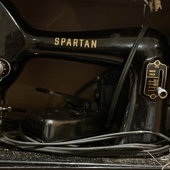 Spartan | Other | Spartan Classic Vintage Antique Sewing Machine | Poshmark